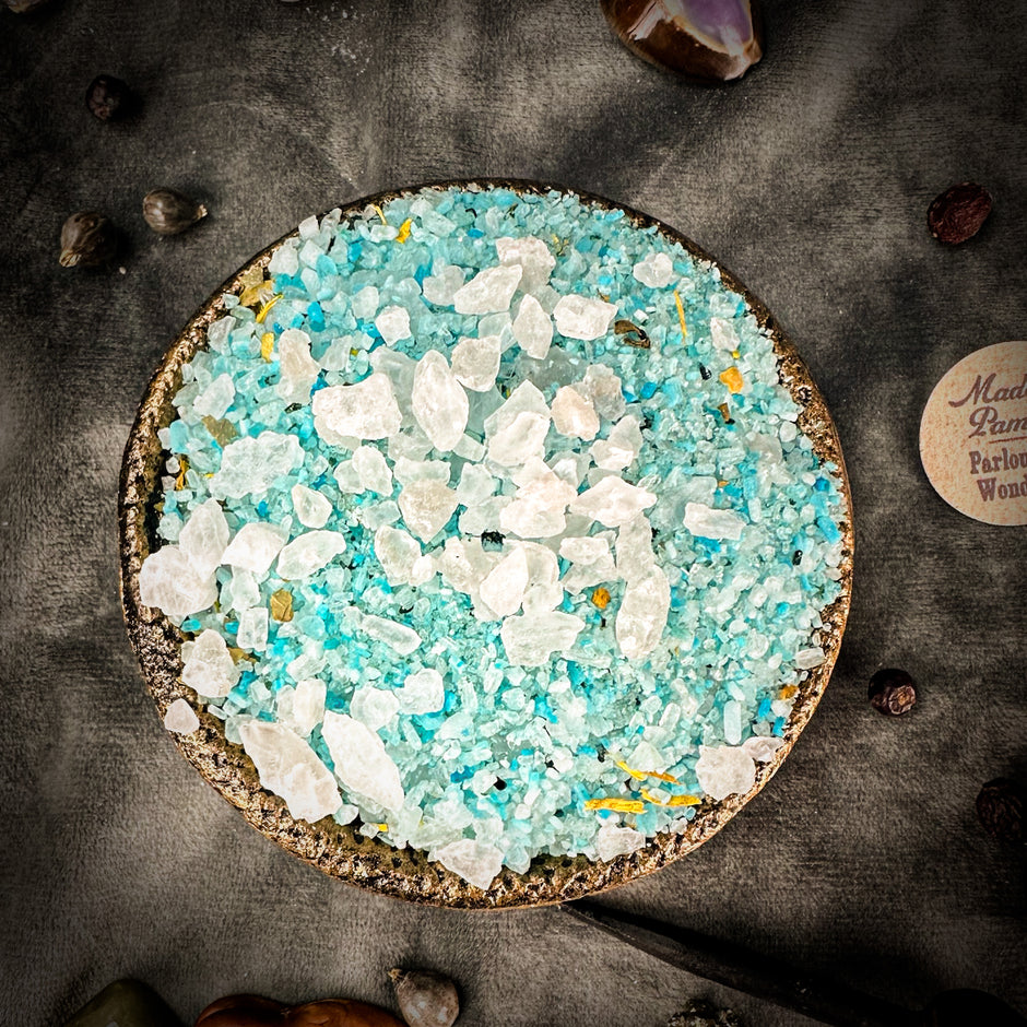 Spiritual Sachets and Powders for Magic Witchcraft Spells - Parlour of ...